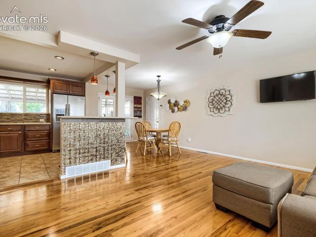640 Lansing Drive