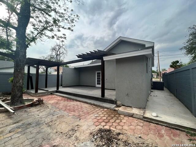 640 Leona St
