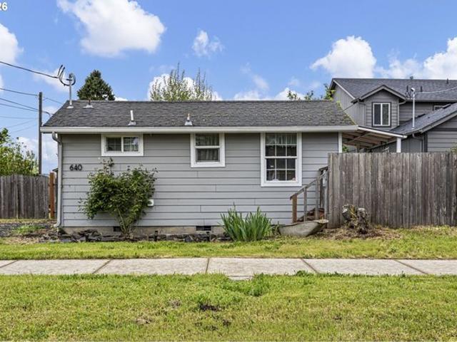 640 N Garden Way, Eugene, OR 97401