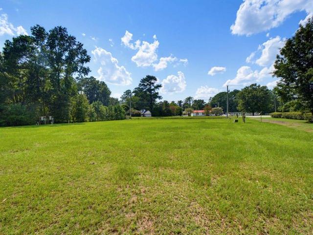 640 N Morgan Ave, Andrews, SC 29510