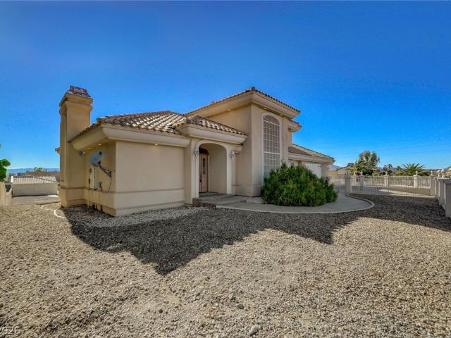 640 N Racetrack Road