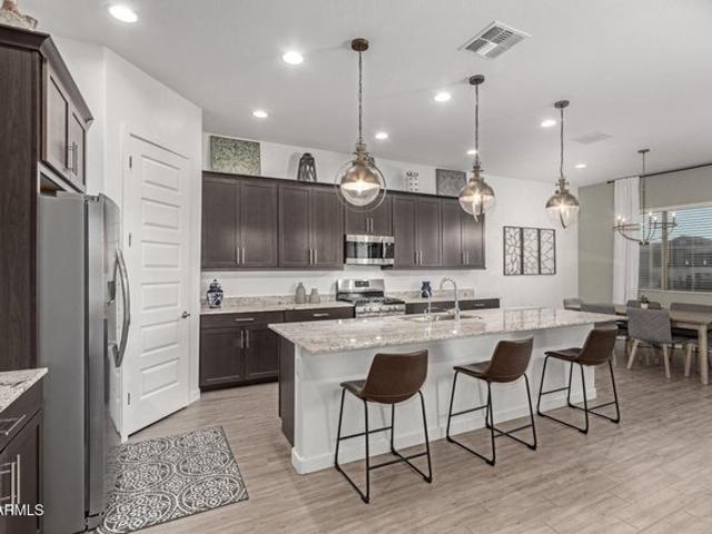 640 S Olympic Dr, Gilbert, AZ 85296