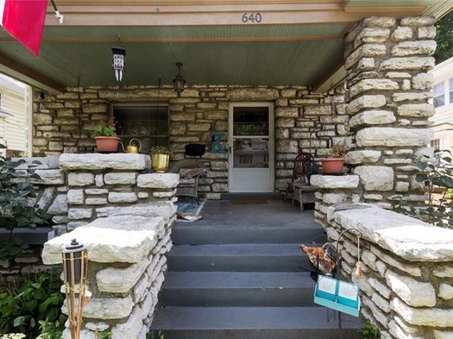 640 S Park Ave, Independence, MO 64052