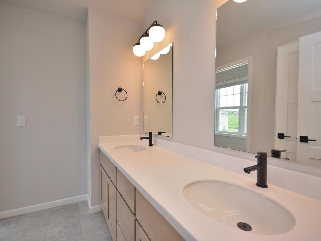 640 Standing Stone Dr, Waukesha, WI 53189 | MLS #1957