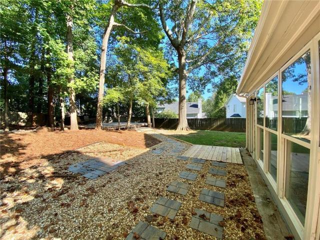 640 Suwanee Lakes Cir NW, Suwanee, GA 30024 | MLS #7751