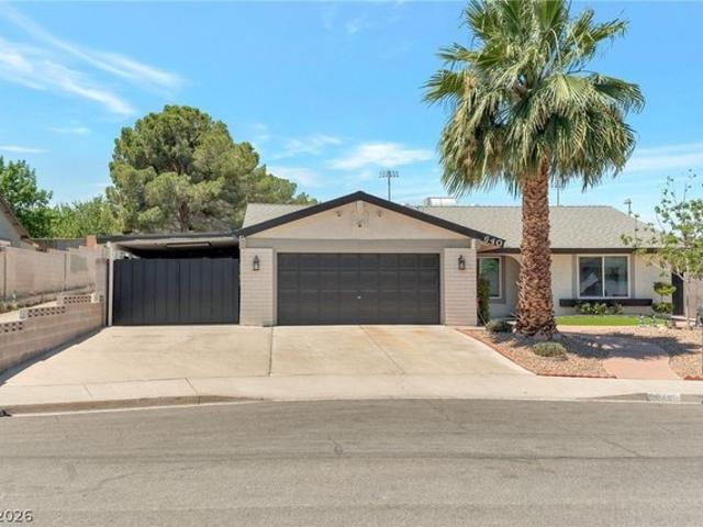 640 Summerland Dr, Henderson, NV 89002