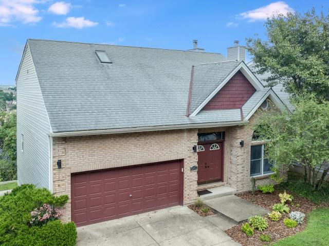 640 Pointe Benton Lane