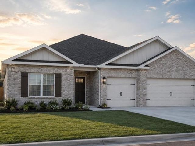 640 Riverdale Dr, Oakland, TN 38060