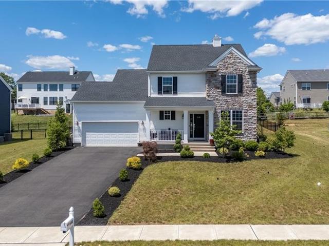 640 Rinaldi Ln, Easton, PA 18040