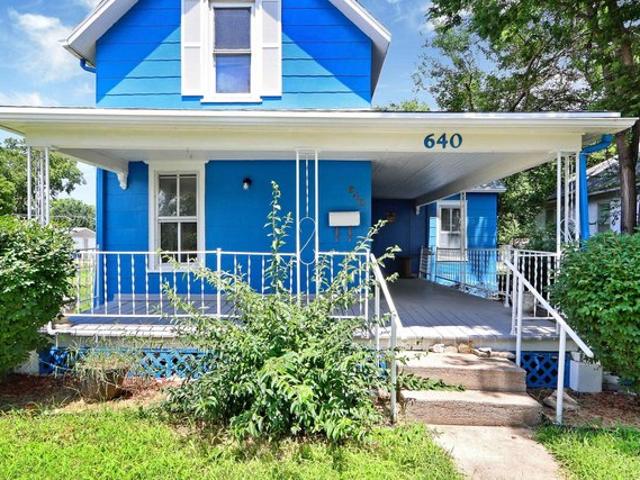 640 W 8th St, Junction City, KS 66441
