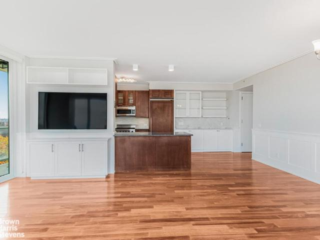 640 West 237th Street, Unit 7D