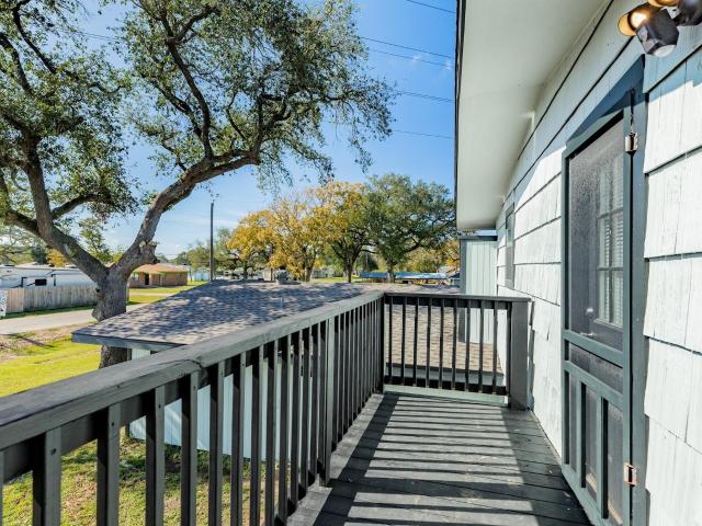 640 Whitten St, Clute, TX 77531 | MLS #3527