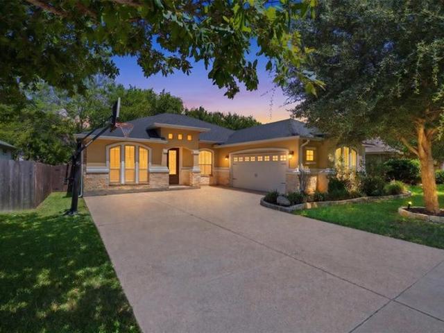 640 Wiltshire Dr, Hutto, TX 78634