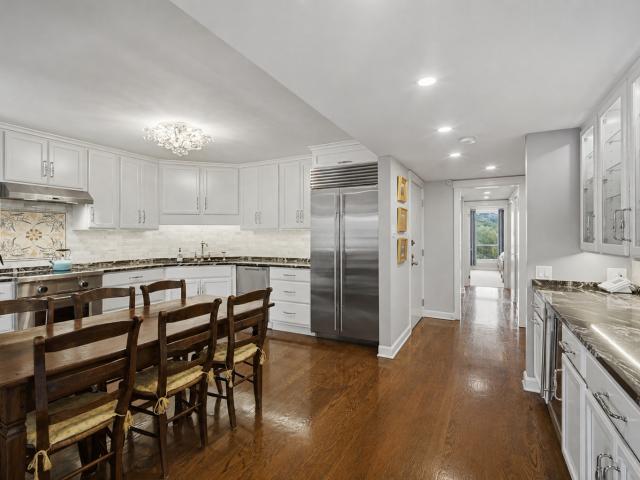 640 Winnetka Mews # 403