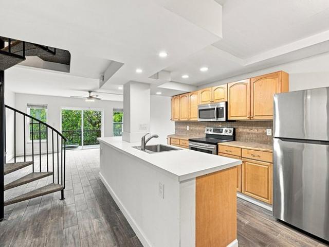 640 Tennis Club Dr Apt 307, Fort Lauderdale, FL 33311