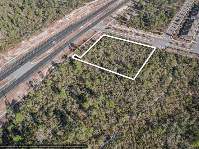 6414 Commercial Way, Weeki Wachee, FL 34613 | MLS #W7883