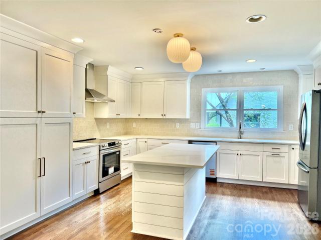 6414 Greencove Drive