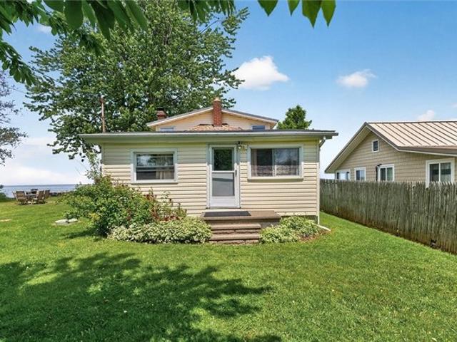 6414 Shore Acres Dr, Hilton, NY 14468