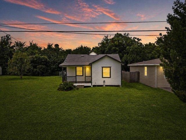 6414 Woodrow St, Texas City, TX 77591