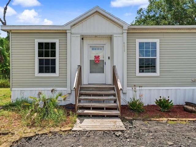 6415 Mangrove Dr, Wesley Chapel, FL 33544