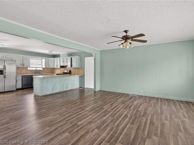6415 N Highway 96
