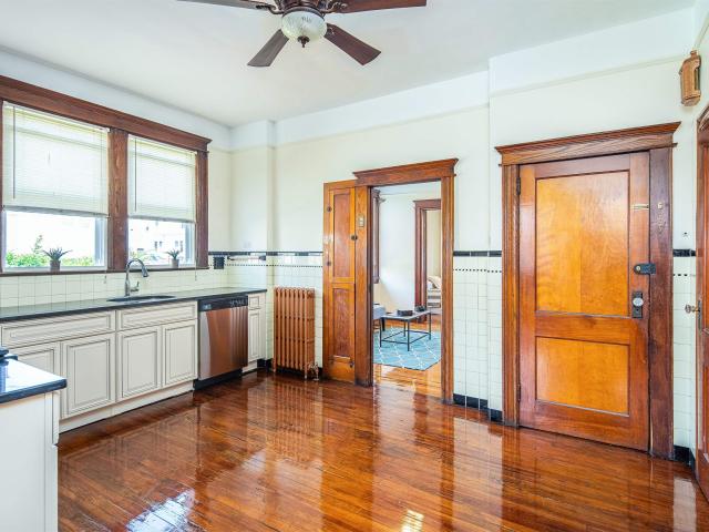 6415 Bergenwood Ave # 1