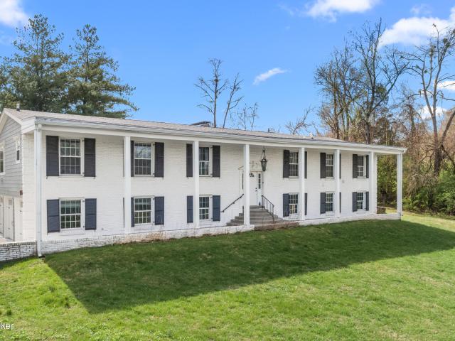 6415 Glenwood Rd