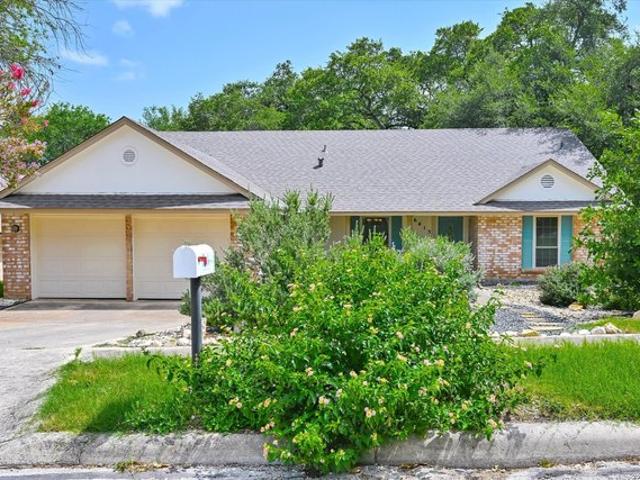 6415 Indian Path St, San Antonio, TX 78247