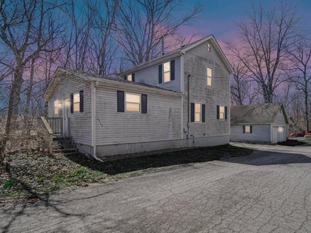 6415 W 146th Pl, Crown Point, IN 46307