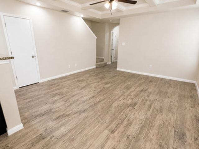 6416 Aspen Hl