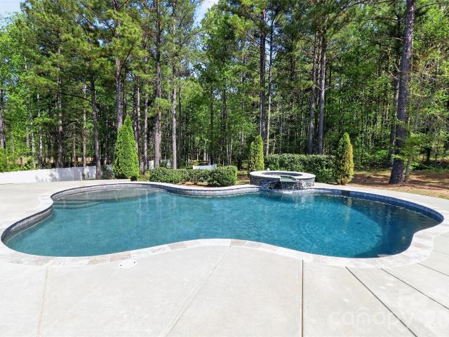 6416 Fawn Crest Drive