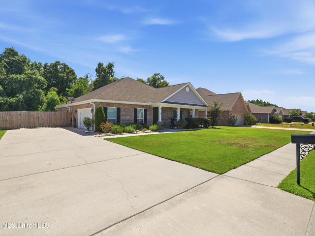 6417 Chickory Way