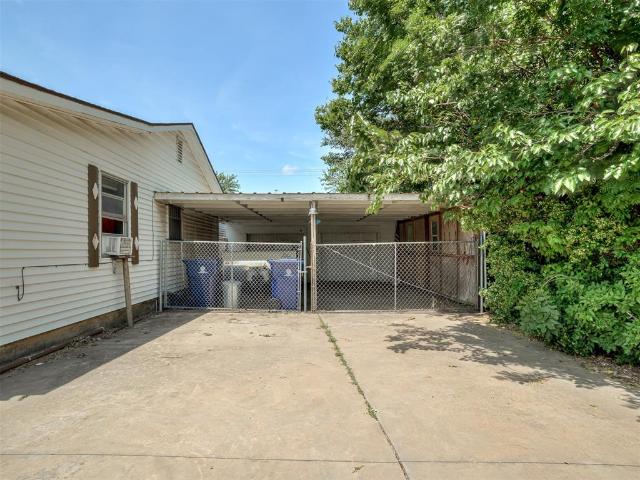 6417 S McLemore Drive