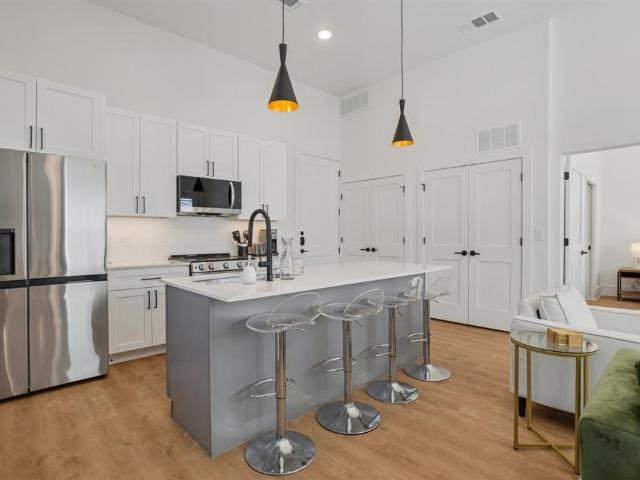 6418 Maple Ave, Unit 204, Dallas, TX 75235 | MLS #21199 | Compass