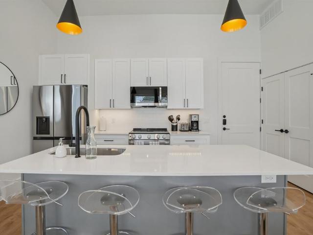 6418 Maple Avenue # 313