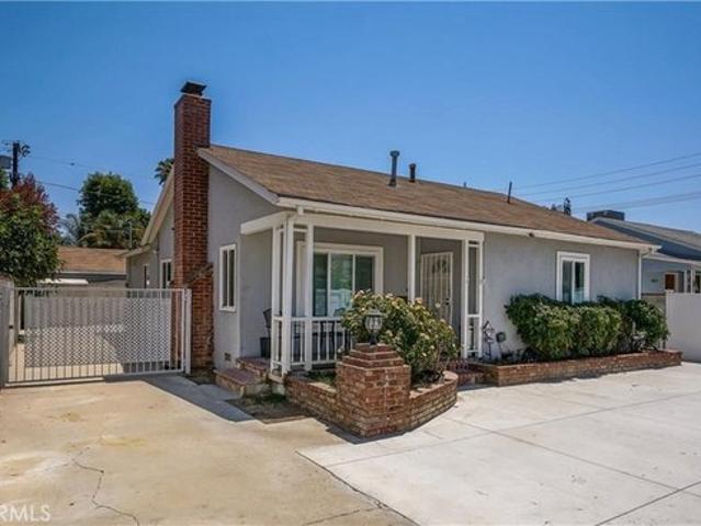 6418 Whitman Ave, Van Nuys, CA 91406