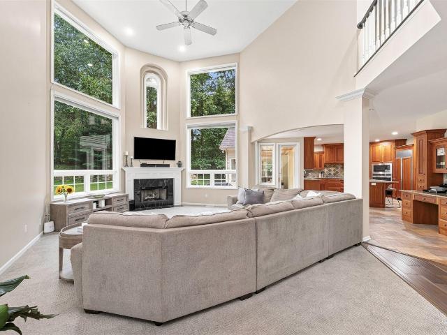 6418 Whitney Woods