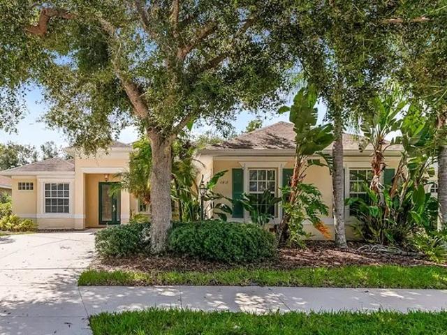 6419 Royal Tern Cir, Lakewood Ranch, FL 34202