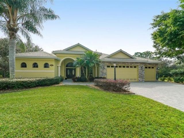 6410 Butlers Crest Dr, Bradenton, FL 34203