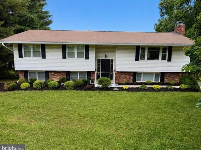 6410 Candlewicke Ct, Sykesville, MD 21784