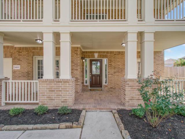 6410 Drayton Hall