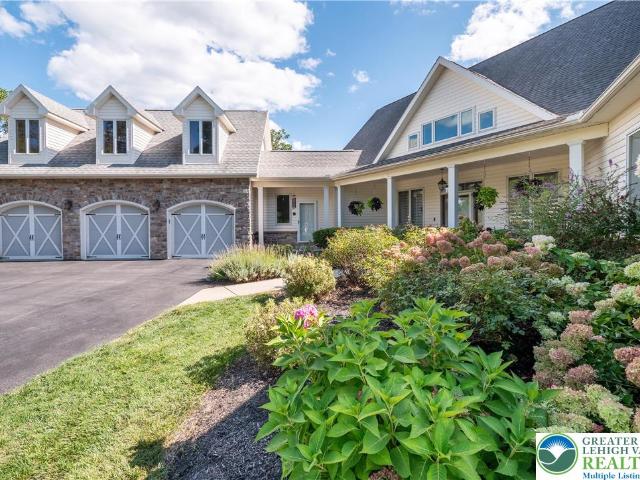 6410 Sweetbriar Ln, Zionsville, PA 18092 | Compass