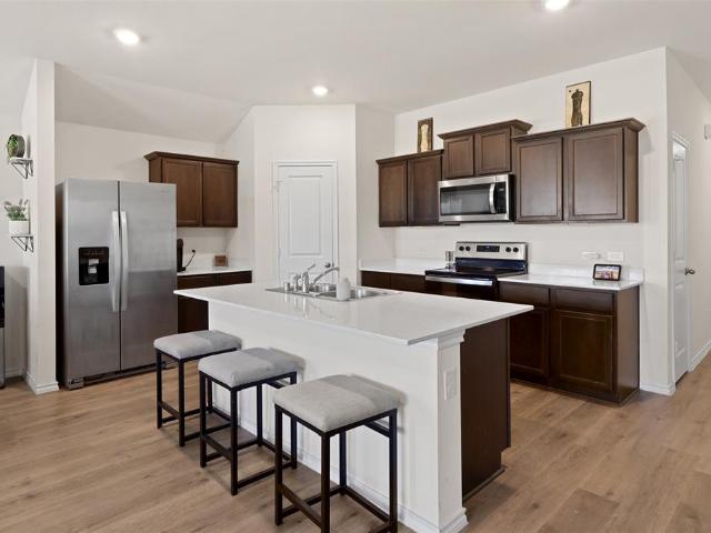 6410 Whitecap Dr, Princeton, TX 75407 | MLS #21174