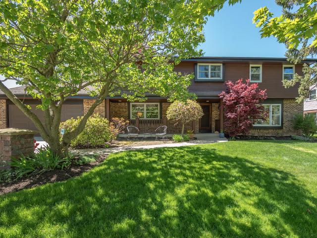 6411 N Bittersweet Ln