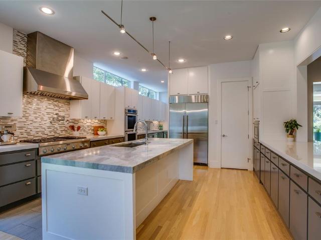 6411 Azalea Lane