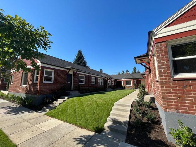 6411 Albina by Star Metro 1 Bedroom Apartment for Rent at 6411 N Albina Ave, Portland, OR 97217 Piedmont