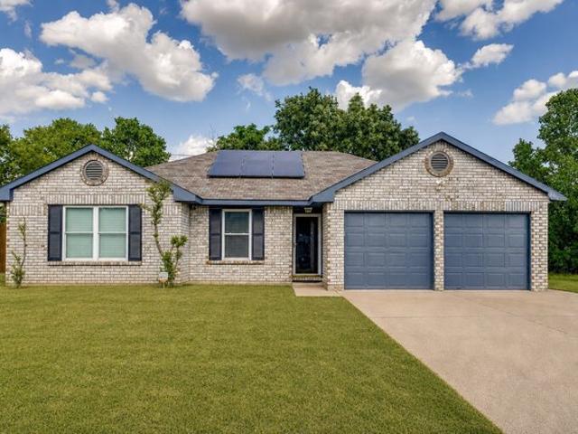 6411 Brooklawn Dr, Arlington, TX 76018