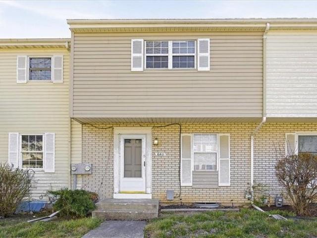 6411 E 127th St, Grandview, MO 64030