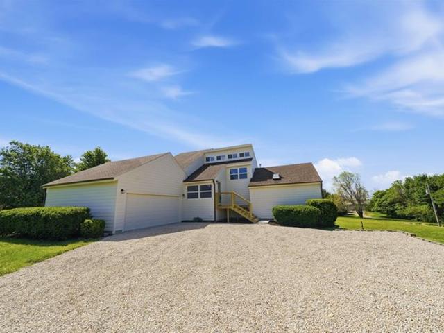 6411 SW 64th St, Auburn, KS 66402