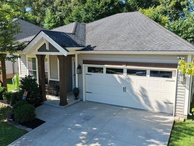 6411 Valley Brook Trce, Utica, KY 42376